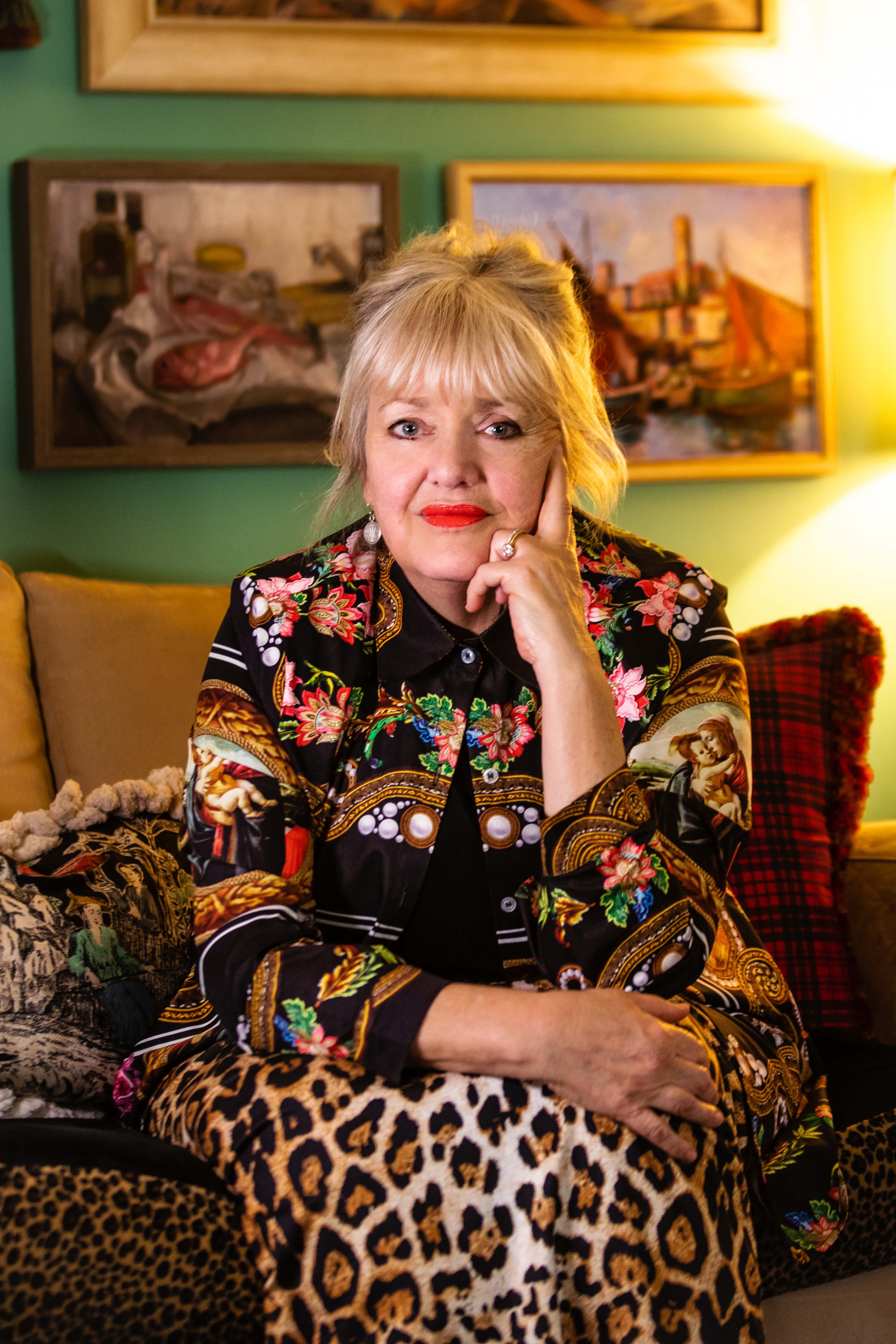 Robyn Ross: Art, Inspiration & Painting stories beyond the surface ...